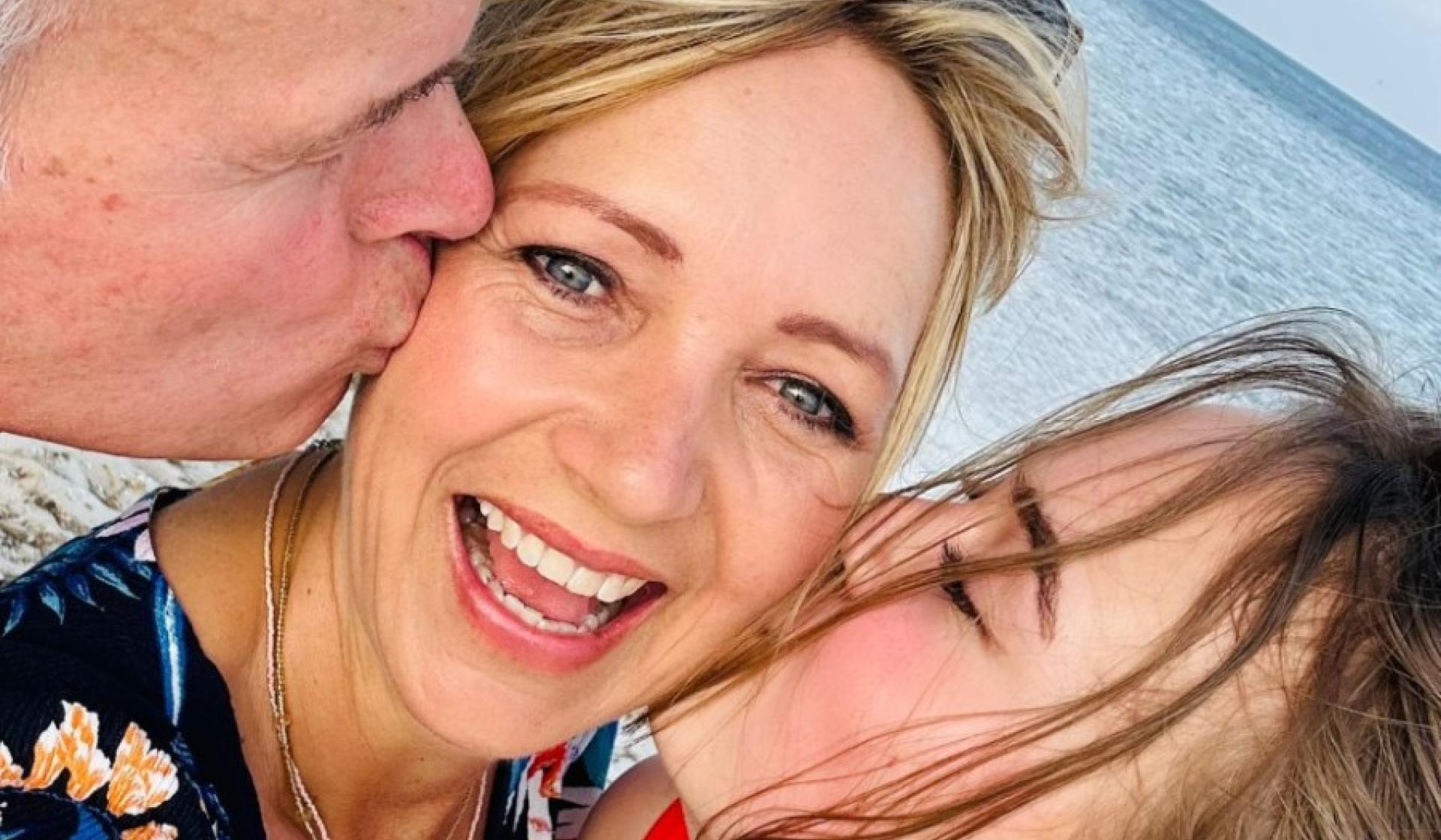 Yvon Jaspers over Koninklijke onderscheiding: ‘Glim nog altijd een beetje na’ | Boer zoekt Vrouw